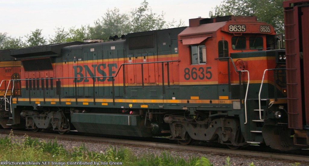 BNSF 8635